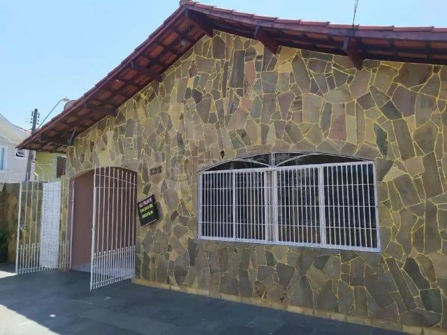 Casa / Sobrado para Venda em Jacareí/SP Cidade Jardim 3 Quartos
