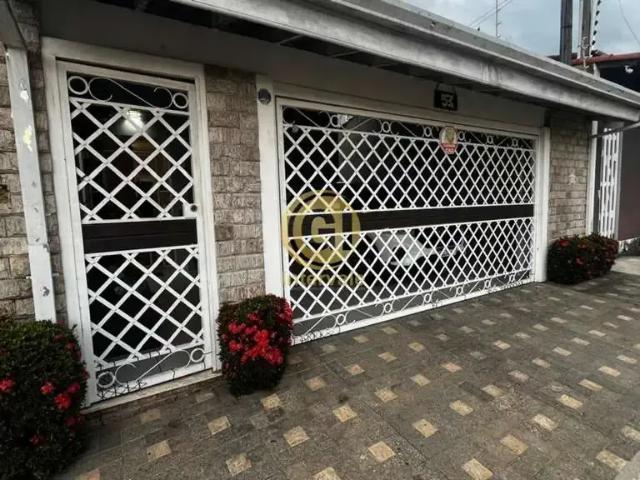 Casa / Sobrado para Venda em Jacareí/SP Cidade Jardim 3 Quartos