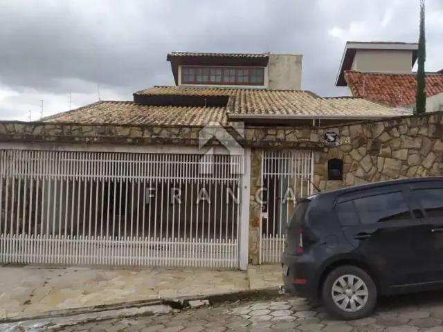 Casa / Sobrado para Venda em Jacareí/SP Cidade Jardim 3 Quartos