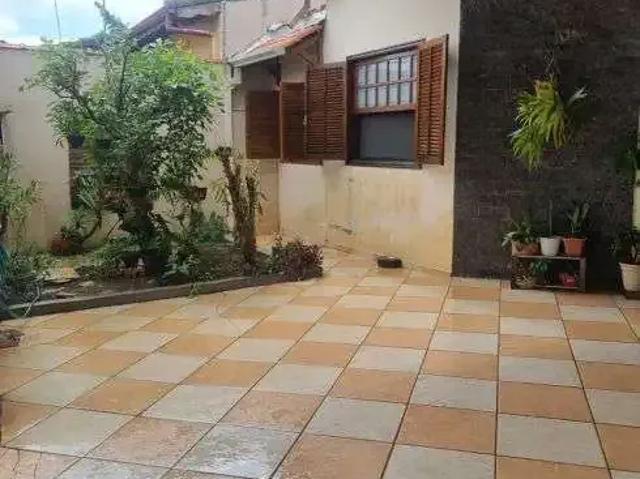 Casa / Sobrado para Venda em Jacareí/SP Cidade Jardim 3 Quartos