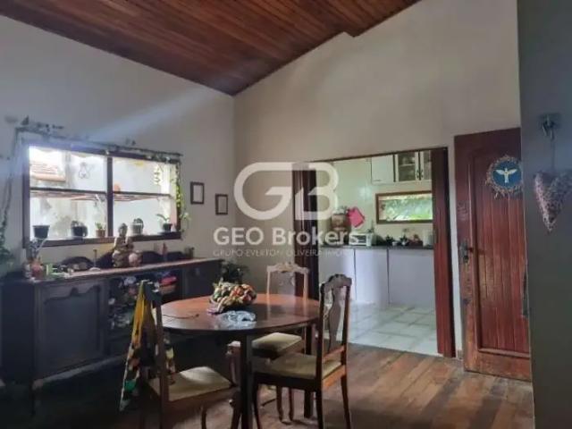 Casa / Sobrado para Venda em Jacareí/SP Cidade Jardim 3 Quartos