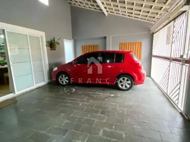 Casa / Sobrado para Venda em Jacareí/SP Cidade Jardim 3 Quartos