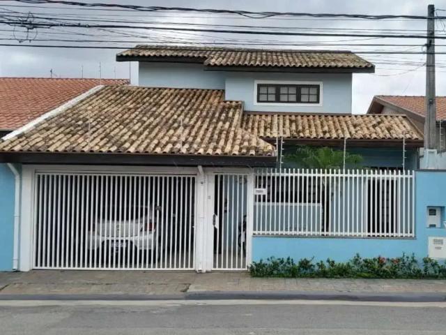 Casa / Sobrado para Venda em Jacareí/SP Cidade Jardim 3 Quartos