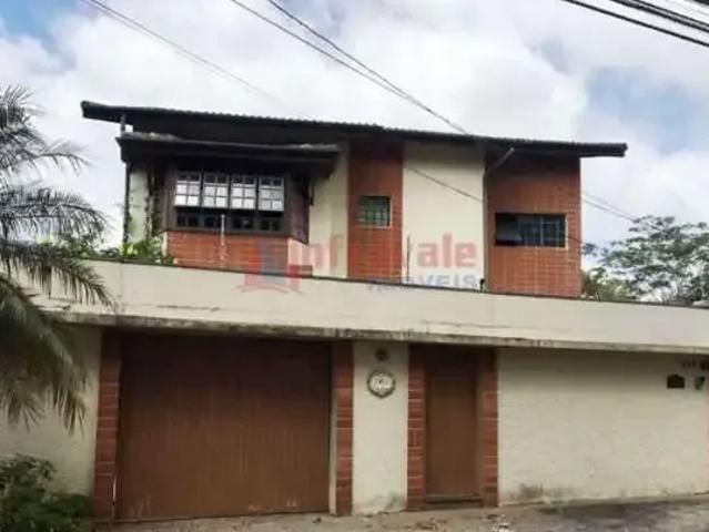Casa / Sobrado para Venda em Jacareí/SP Cidade Jardim 3 Quartos