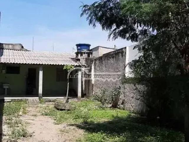 Casa / Sobrado para Venda em Jacareí/SP Cidade Salvador 1 Quartos