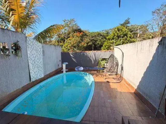 Casa / Sobrado para Venda em Jacareí/SP Cidade Salvador 2 Quartos