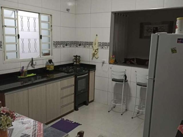 Casa / Sobrado para Venda em Jacareí/SP Cidade Salvador 2 Quartos