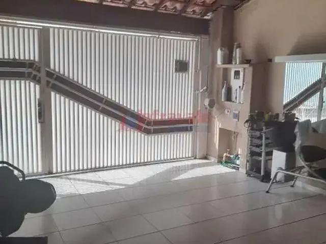 Casa / Sobrado para Venda em Jacareí/SP Cidade Salvador 3 Quartos