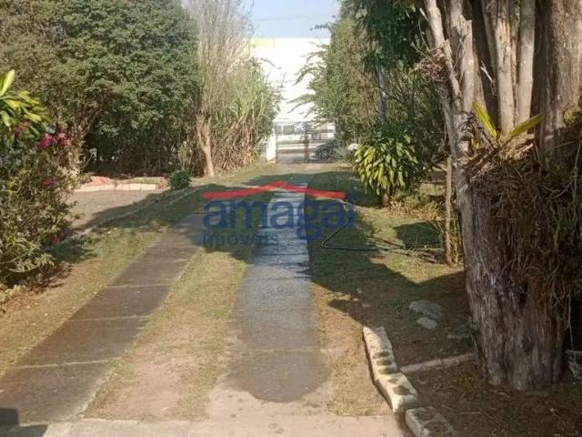 Casa / Sobrado para Venda em Jacareí/SP Bandeira Branca 3 Quartos