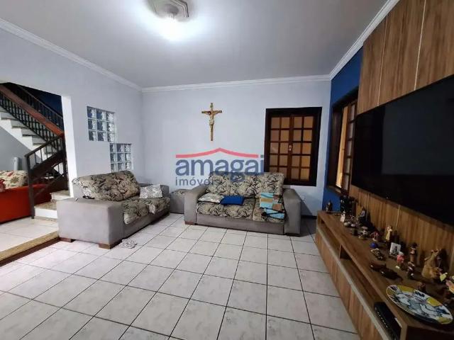 Casa / Sobrado para Venda em Jacareí/SP Jardim Marcondes 3 Quartos