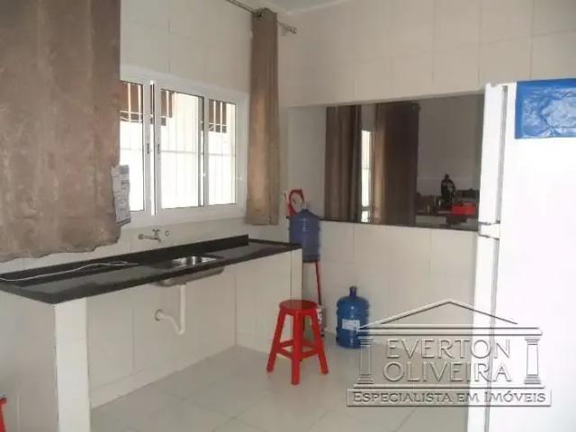 Casa / Sobrado para Venda em Jacareí/SP Jardim Maria Amélia 3 Quartos
