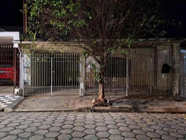 Casa / Sobrado para Venda em Jacareí/SP Jardim Mesquita 3 Quartos
