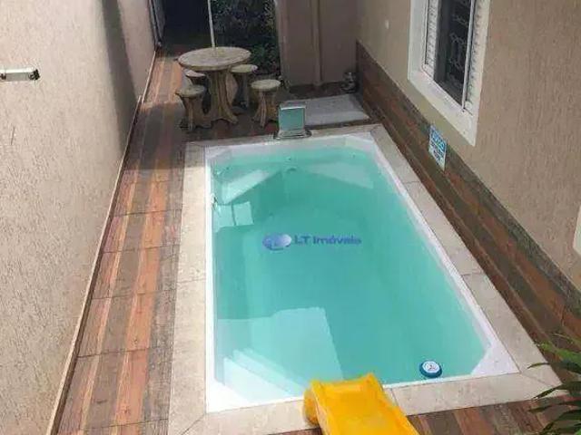 Casa / Sobrado para Venda em Jacareí/SP Jardim América 3 Quartos