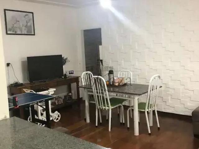 Casa / Sobrado para Venda em Jacareí/SP Jardim América 3 Quartos
