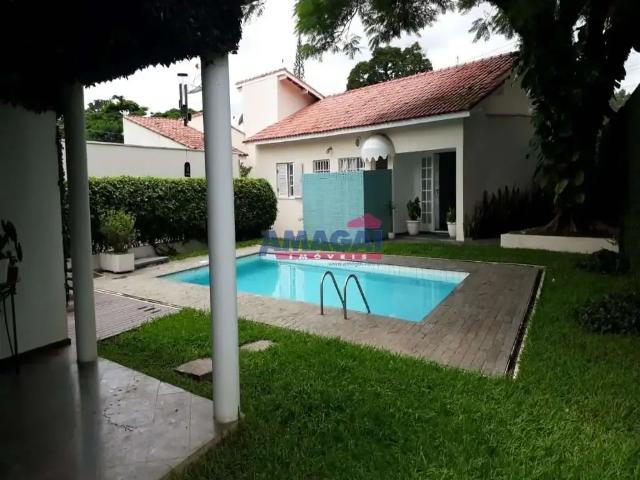 Casa / Sobrado para Venda em Jacareí/SP Jardim Beira Rio 4 Quartos