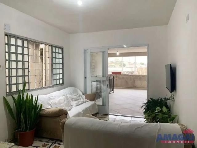 Casa / Sobrado para Venda em Jacareí/SP Jardim Bela Vista 2 Quartos