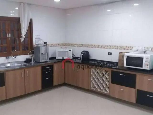 Casa / Sobrado para Venda em Jacareí/SP Jardim Bela Vista 4 Quartos