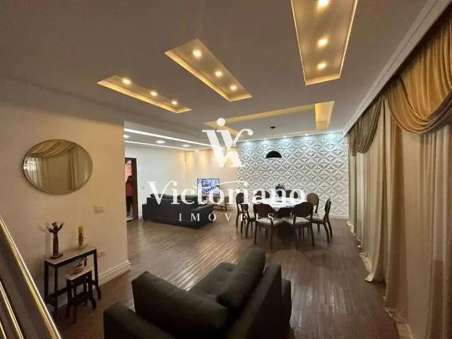 Casa / Sobrado para Venda em Jacareí/SP Jardim Califórnia 4 Quartos