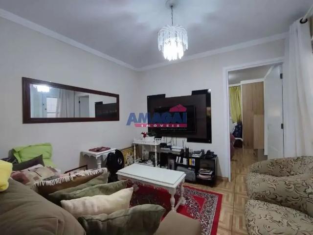 Casa / Sobrado para Venda em Jacareí/SP Jardim Colinas 2 Quartos