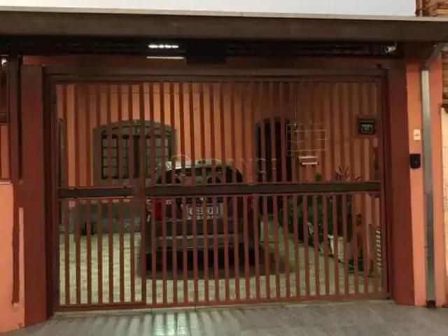 Casa / Sobrado para Venda em Jacareí/SP Jardim das Indústrias 3 Quartos