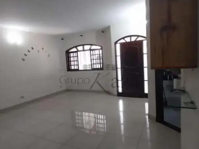 Casa / Sobrado para Venda em Jacareí/SP Jardim Flórida 3 Quartos
