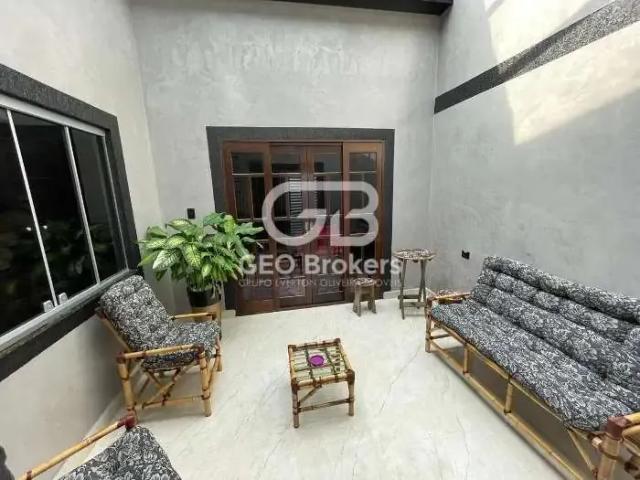 Casa / Sobrado para Venda em Jacareí/SP Jardim Flórida 4 Quartos