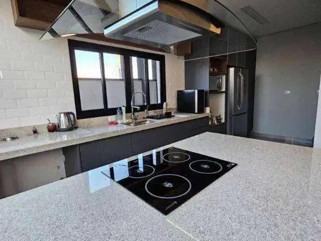 Casa / Sobrado para Venda em Jacareí/SP Jardim Jacinto 3 Quartos