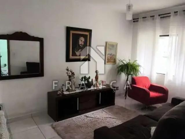 Casa / Sobrado para Venda em Jacareí/SP Jardim Liberdade 5 Quartos