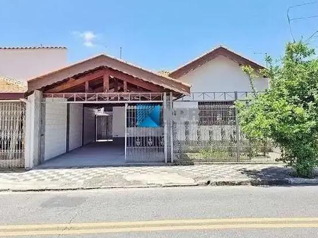 Casa / Sobrado para Venda em Jacareí/SP Jardim Paraíba 3 Quartos