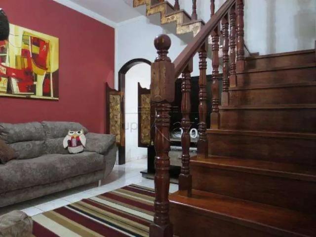 Casa / Sobrado para Venda em Jacareí/SP Jardim Paraíba 3 Quartos