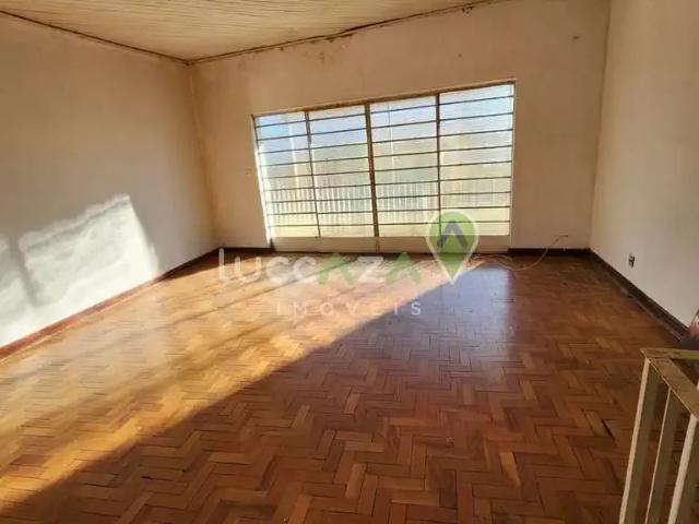 Casa / Sobrado para Venda em Jacareí/SP Jardim Pereira do Amparo 3 Quartos