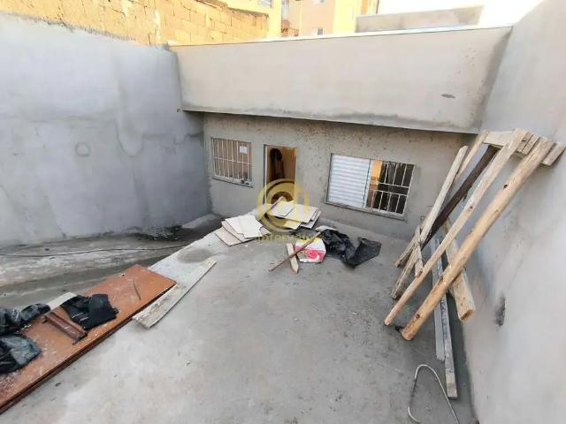 Casa / Sobrado para Venda em Jacareí/SP Jardim Pitoresco 2 Quartos