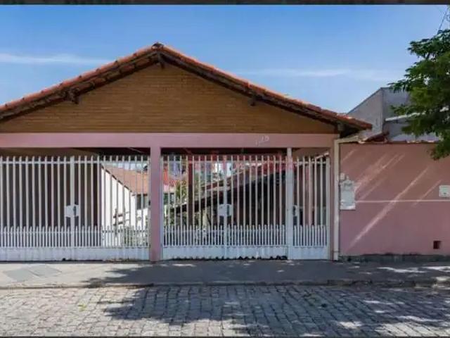 Casa / Sobrado para Venda em Jacareí/SP Jardim Primavera 3 Quartos