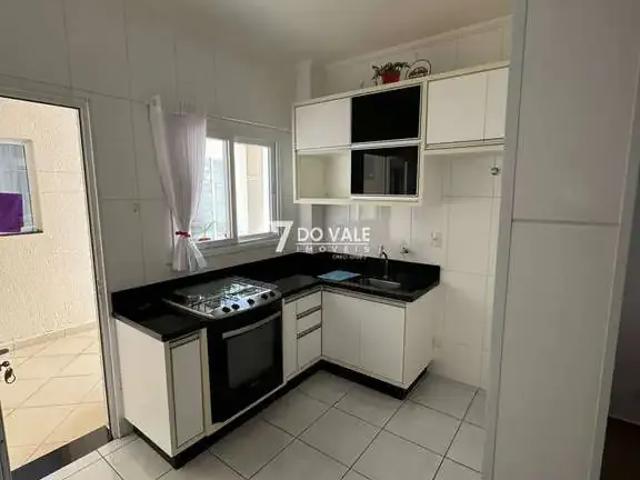 Casa / Sobrado para Venda em Jacareí/SP Jardim Primavera 3 Quartos
