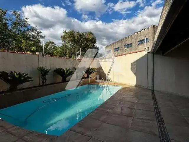 Casa / Sobrado para Venda em Jacareí/SP Jardim Primavera 3 Quartos