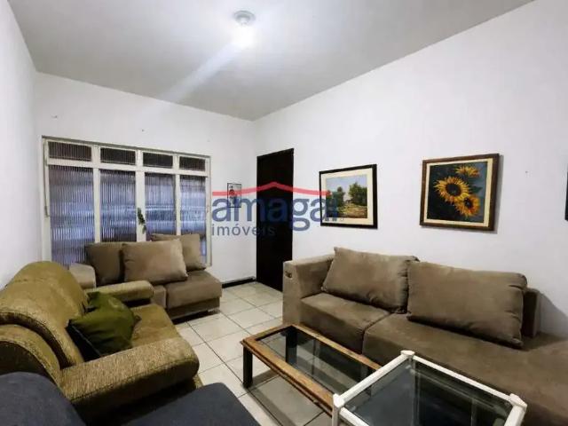 Casa / Sobrado para Venda em Jacareí/SP Jardim Santa Maria 3 Quartos