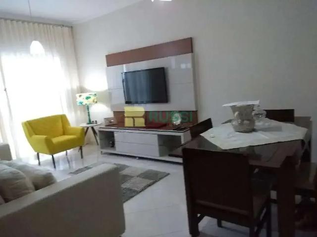 Casa / Sobrado para Venda em Jacareí/SP Jardim Santa Maria 3 Quartos