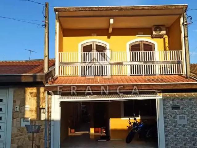 Casa / Sobrado para Venda em Jacareí/SP Jardim Santa Marina 4 Quartos