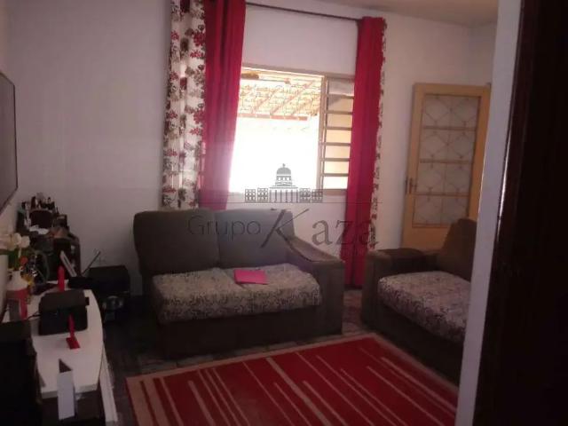 Casa / Sobrado para Venda em Jacareí/SP Jardim Santa Marina 2 Quartos
