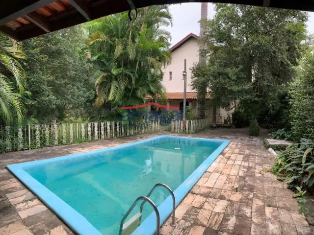 Casa / Sobrado para Venda em Jacareí/SP Jardim Siesta 4 Quartos