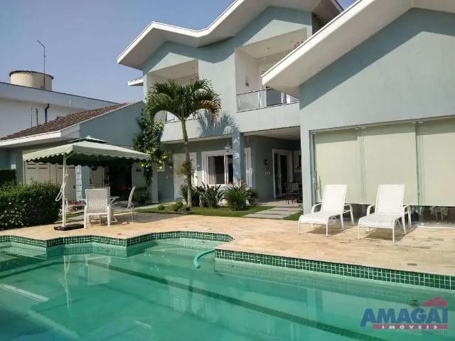 Casa / Sobrado para Venda em Jacareí/SP Jardim Siesta 4 Quartos