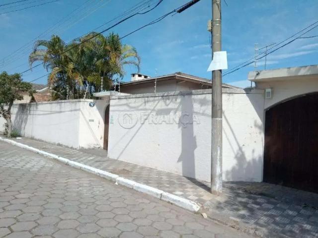 Casa / Sobrado para Venda em Jacareí/SP Jardim Siesta 5 Quartos
