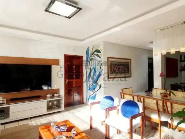 Casa / Sobrado para Venda em Jacareí/SP Jardim Siesta 3 Quartos
