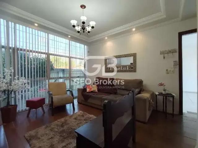 Casa / Sobrado para Venda em Jacareí/SP Jardim Siesta 3 Quartos