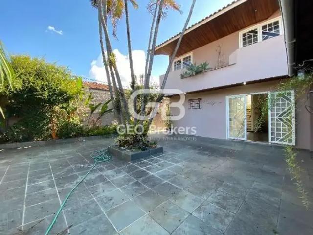 Casa / Sobrado para Venda em Jacareí/SP Jardim Siesta 3 Quartos