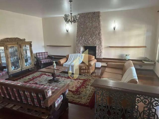 Casa / Sobrado para Venda em Jacareí/SP Jardim Siesta 3 Quartos