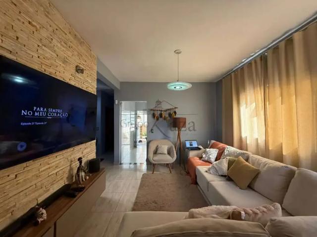 Casa / Sobrado para Venda em Jacareí/SP Jardim Terras de São João 4 Quartos