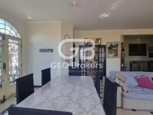 Casa / Sobrado para Venda em Jacareí/SP Jardim Terras de São João 4 Quartos
