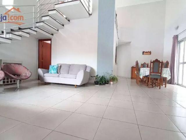 Casa / Sobrado para Venda em Jacareí/SP Jardim Terras de São João 4 Quartos