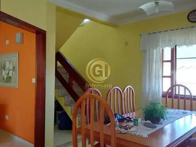 Casa / Sobrado para Venda em Jacareí/SP Jardim Terras de São João 4 Quartos